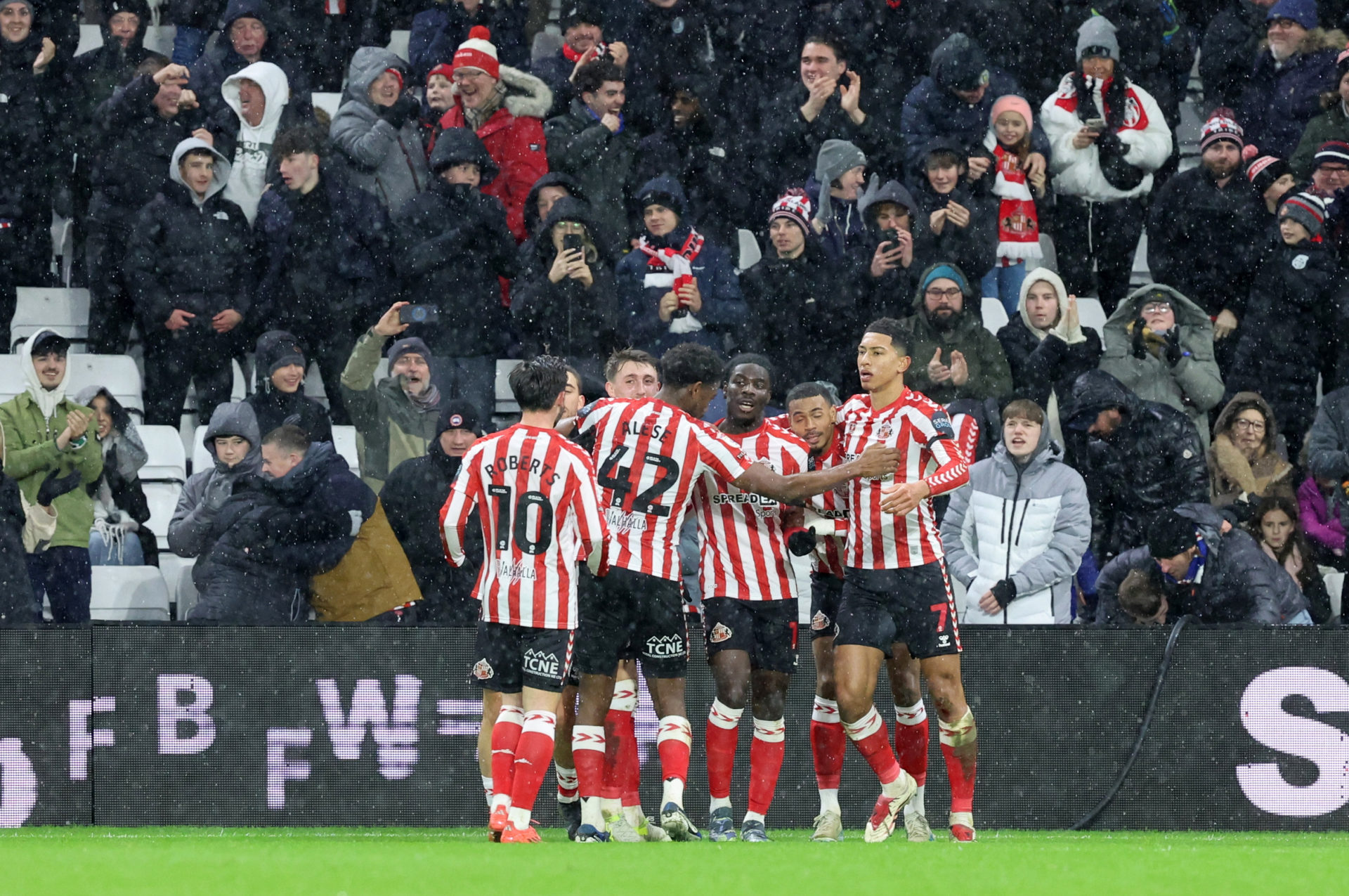 Gary Bennett says Sunderland star had 'his best game' of the season vs ...